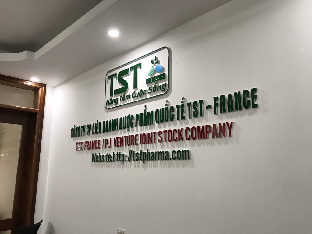 Làm logo backdrop văn phòng - Làm biển quảng cáo